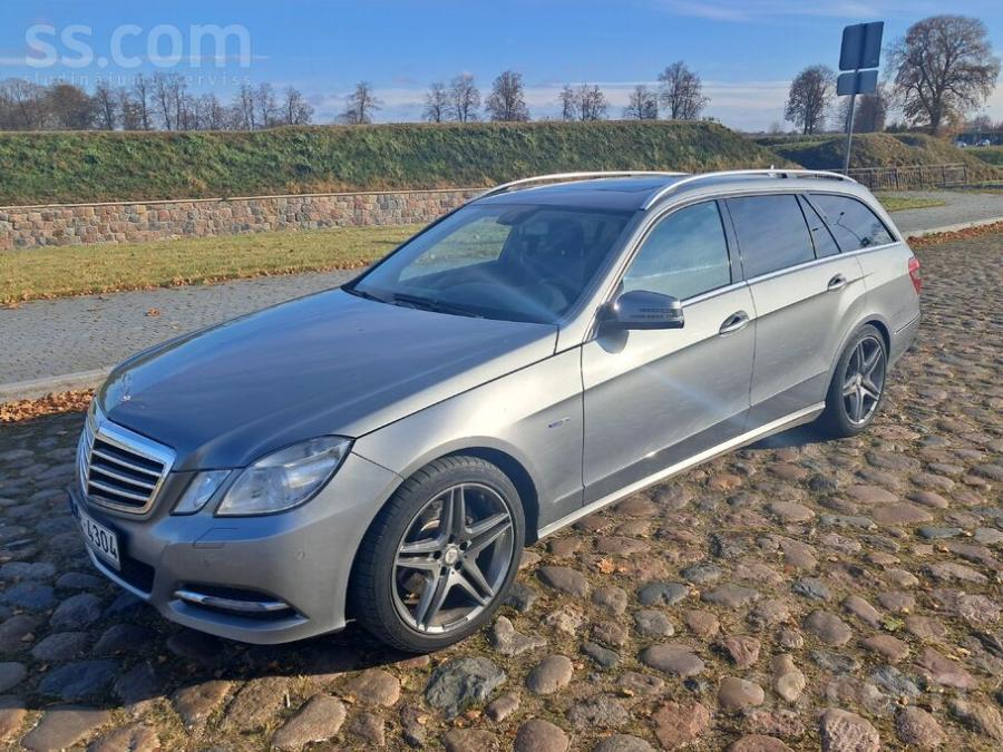 Grey Mercedes-Benz E 350 2011 in Daugavpils, with an engine capacity of 3.00 L and mileage of 467 thousand km for 7500 €, photo 1 on AUTOMOTO.COM.LV