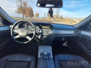 Grey Mercedes-Benz E 350 2011 in Daugavpils, with an engine capacity of 3.00 L and mileage of 467 thousand km for 7500 €, photo 6 on AUTOMOTO.COM.LV