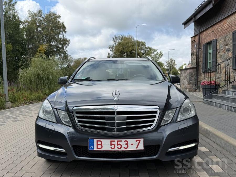 Grey Mercedes-Benz E 350 2011 in Rezekne, with an engine capacity of 3.00 L and mileage of 284 thousand km for 6490 €, photo 1 on AUTOMOTO.COM.LV
