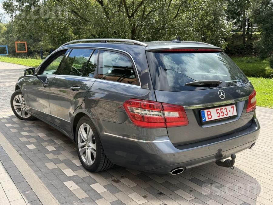 Grey Mercedes-Benz E 350 2011 in Rezekne, with an engine capacity of 3.00 L and mileage of 284 thousand km for 6490 €, photo 6 on AUTOMOTO.COM.LV