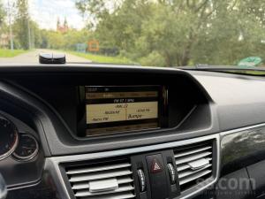Grey Mercedes-Benz E 350 2011 in Rezekne, with an engine capacity of 3.00 L and mileage of 284 thousand km for 6490 €, photo 19 on AUTOMOTO.COM.LV
