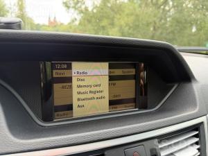 Grey Mercedes-Benz E 350 2011 in Rezekne, with an engine capacity of 3.00 L and mileage of 284 thousand km for 6490 €, photo 20 on AUTOMOTO.COM.LV