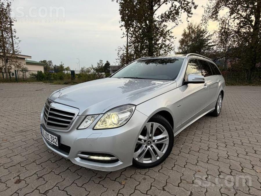 Pelēks Mercedes-Benz E 350 2011 Rīga, ar dzinēja tilpumu 3.00 L un nobraukumu 0 tūkst. km par 6950 €, foto 8 vietnē AUTOMOTO.COM.LV