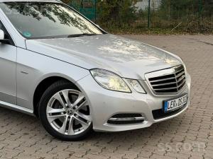 Pelēks Mercedes-Benz E 350 2011 Rīga, ar dzinēja tilpumu 3.00 L un nobraukumu 0 tūkst. km par 6950 €, foto 13 vietnē AUTOMOTO.COM.LV