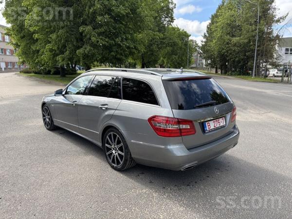 Grey Mercedes-Benz E 350 2012 in Ogre, with an engine capacity of 3.00 L and mileage of 0 thousand km for 8990 €, photo 3 on AUTOMOTO.COM.LV