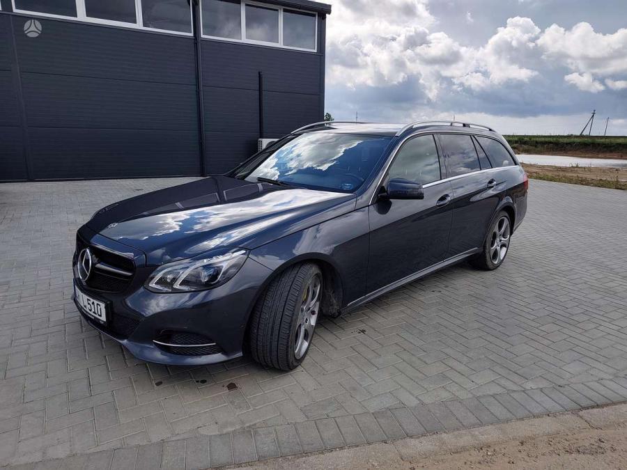 Pelēks Mercedes-Benz E 350 2014 Kauņa, ar dzinēja tilpumu 3.00 L un nobraukumu 322 tūkst. km par 8860 €, foto 3 vietnē AUTOMOTO.COM.LV