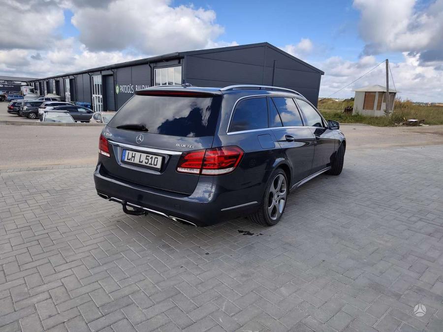 Pelēks Mercedes-Benz E 350 2014 Kauņa, ar dzinēja tilpumu 3.00 L un nobraukumu 322 tūkst. km par 8860 €, foto 7 vietnē AUTOMOTO.COM.LV