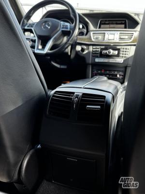 Pelēks Mercedes-Benz E 350 2015 Klaipėda, ar dzinēja tilpumu 3.00 L un nobraukumu 265 tūkst. km par 16250 €, foto 17 vietnē AUTOMOTO.COM.LV