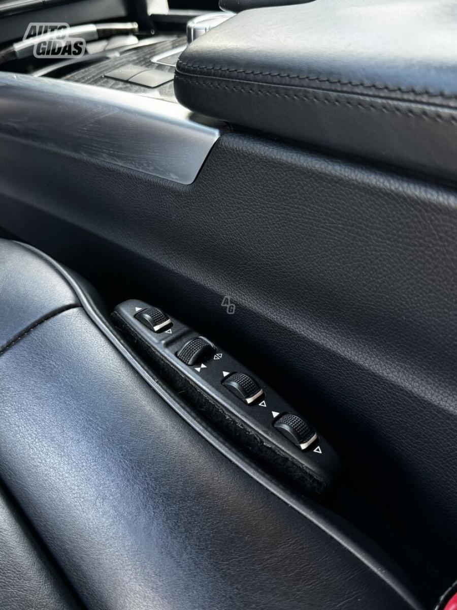 Pelēks Mercedes-Benz E 350 2015 Klaipėda, ar dzinēja tilpumu 3.00 L un nobraukumu 265 tūkst. km par 16250 €, foto 20 vietnē AUTOMOTO.COM.LV