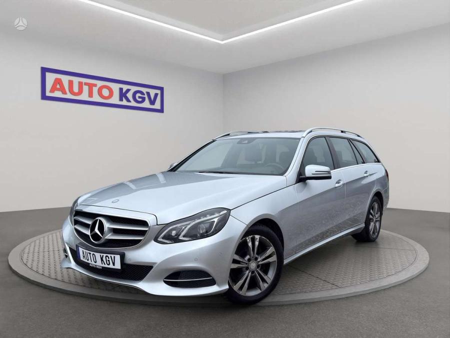 Pelēks Mercedes-Benz E 350 2015 Kauņa, ar dzinēja tilpumu 3.00 L un nobraukumu 353 tūkst. km par 12499 €, foto 1 vietnē AUTOMOTO.COM.LV