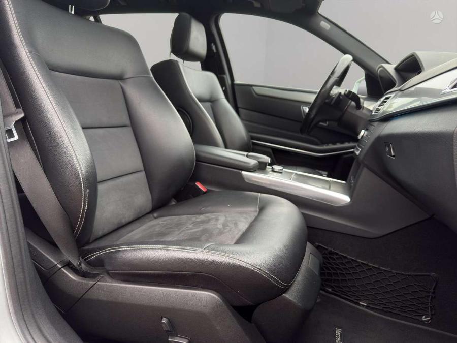 Pelēks Mercedes-Benz E 350 2015 Kauņa, ar dzinēja tilpumu 3.00 L un nobraukumu 353 tūkst. km par 12499 €, foto 9 vietnē AUTOMOTO.COM.LV