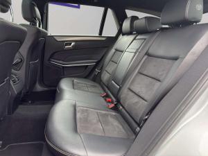 Pelēks Mercedes-Benz E 350 2015 Kauņa, ar dzinēja tilpumu 3.00 L un nobraukumu 353 tūkst. km par 12499 €, foto 13 vietnē AUTOMOTO.COM.LV
