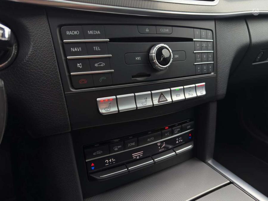 Pelēks Mercedes-Benz E 350 2015 Kauņa, ar dzinēja tilpumu 3.00 L un nobraukumu 353 tūkst. km par 12499 €, foto 18 vietnē AUTOMOTO.COM.LV