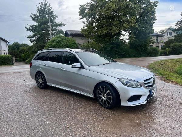 Grey Mercedes-Benz E 350 2016 in Kaunas, with an engine capacity of 2.99 L and mileage of 402 thousand km for 12000 €, photo 2 on AUTOMOTO.COM.LV