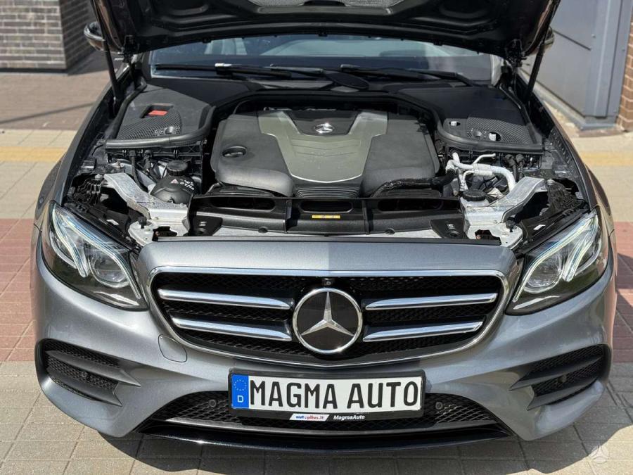 Grey Mercedes-Benz E 350 2017 in Marijampole, with an engine capacity of 2.99 L and mileage of 183 thousand km for 21650 €, photo 37 on AUTOMOTO.COM.LV