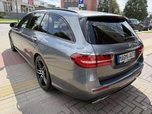 Grey Mercedes-Benz E 350 2017 in Marijampole, with an engine capacity of 2.99 L and mileage of 183 thousand km for 18999 €, photo 15 on AUTOMOTO.COM.LV
