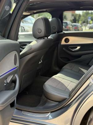 Grey Mercedes-Benz E 350 2017 in Marijampole, with an engine capacity of 2.99 L and mileage of 183 thousand km for 18999 €, photo 37 on AUTOMOTO.COM.LV