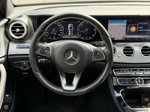 Pelēks Mercedes-Benz E 350 2017 Marijampole, ar dzinēja tilpumu 2.99 L un nobraukumu 183 tūkst. km par 19350 €, foto 27 vietnē AUTOMOTO.COM.LV
