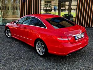 Красный Мерседес E 350 2012 в Рига, объемом двигателя 3.00 л и пробегом 254 тыс. км за 11000 €, фото 7 на AUTOMOTO.COM.LV