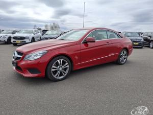 Красный Мерседес E 350 2013 в Авиженяй, объемом двигателя 3.00 л и пробегом 193 тыс. км за 11900 €, фото 4 на AUTOMOTO.COM.LV