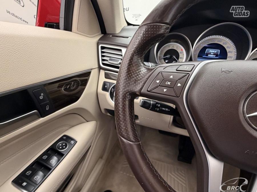Красный Мерседес E 350 2013 в Авиженяй, объемом двигателя 3.00 л и пробегом 193 тыс. км за 11900 €, фото 27 на AUTOMOTO.COM.LV