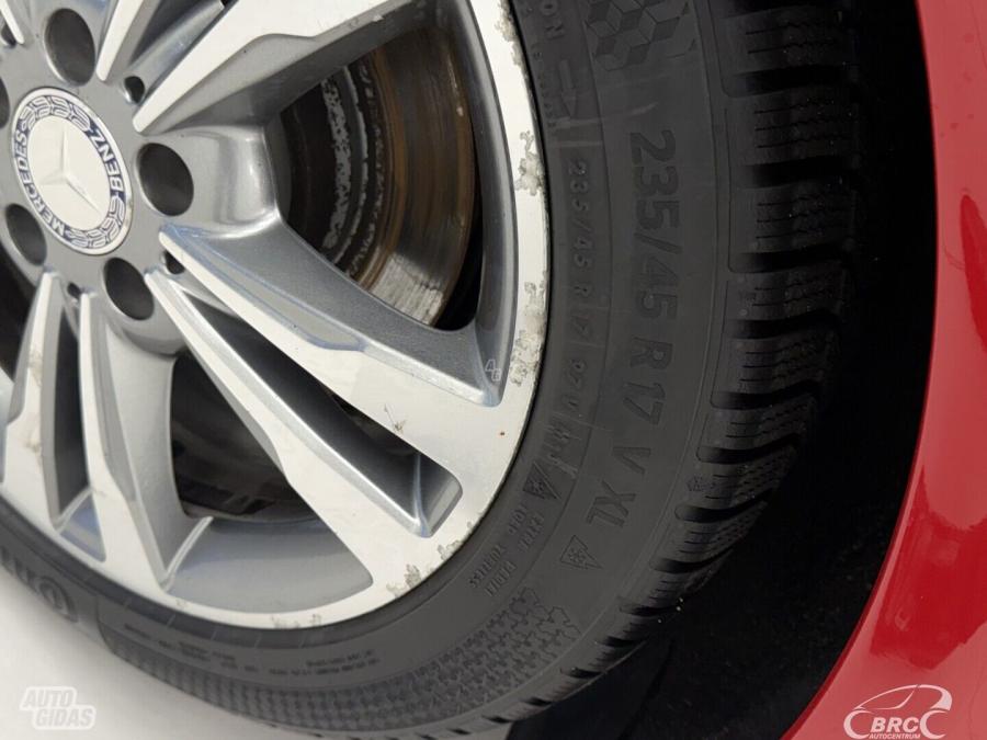 Красный Мерседес E 350 2013 в Авиженяй, объемом двигателя 3.00 л и пробегом 193 тыс. км за 11900 €, фото 35 на AUTOMOTO.COM.LV