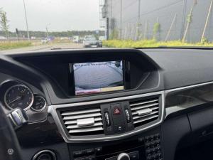 Красный Мерседес E 350 2009 в Вильнюс, объемом двигателя 3.49 л и пробегом 222 тыс. км за 5050 €, фото 13 на AUTOMOTO.COM.LV
