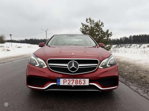 Red Mercedes-Benz E 350 2016 in Vilnius, with an engine capacity of 3.50 L and mileage of 116 thousand km for 17900 €, photo 3 on AUTOMOTO.COM.LV