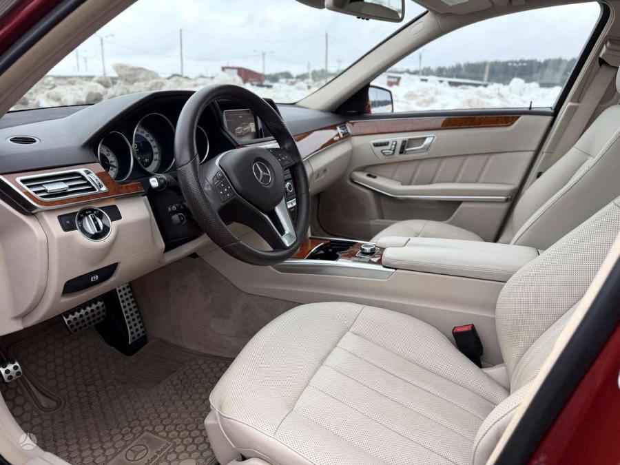 Sarkans Mercedes-Benz E 350 2016 Viļņa, ar dzinēja tilpumu 3.50 L un nobraukumu 116 tūkst. km par 17900 €, foto 18 vietnē AUTOMOTO.COM.LV