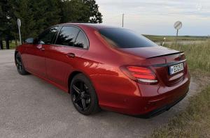 Sarkans Mercedes-Benz E 350 2018 Viļņa, ar dzinēja tilpumu 1.99 L un nobraukumu 119 tūkst. km par 24900 €, foto 10 vietnē AUTOMOTO.COM.LV