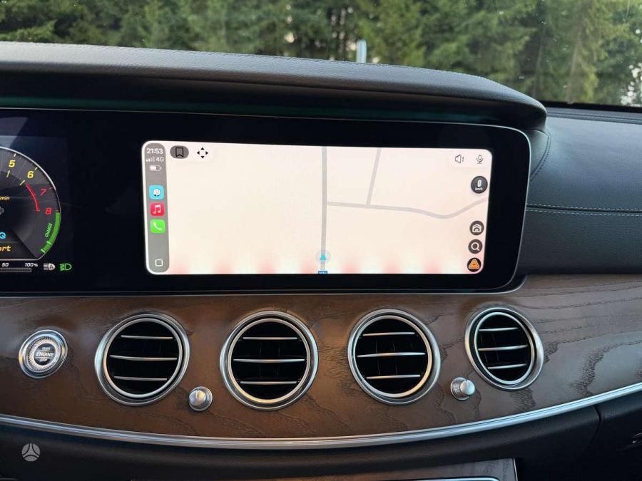 Sarkans Mercedes-Benz E 350 2018 Viļņa, ar dzinēja tilpumu 1.99 L un nobraukumu 119 tūkst. km par 24900 €, foto 19 vietnē AUTOMOTO.COM.LV