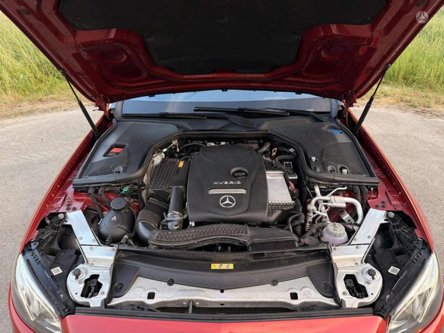 Sarkans Mercedes-Benz E 350 2018 Viļņa, ar dzinēja tilpumu 1.99 L un nobraukumu 119 tūkst. km par 24900 €, foto 28 vietnē AUTOMOTO.COM.LV