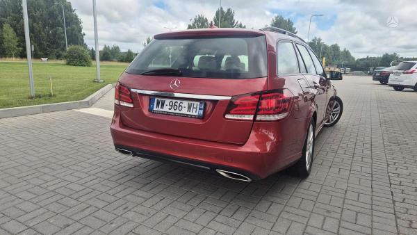 Sarkans Mercedes-Benz E 350 2016 Tauragė, ar dzinēja tilpumu 3.00 L un nobraukumu 310 tūkst. km par 10450 €, foto 6 vietnē AUTOMOTO.COM.LV