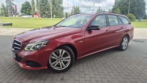 Red Mercedes-Benz E 350 2016 in Taurage, with an engine capacity of 3.00 L and mileage of 310 thousand km for 10450 €, photo 12 on AUTOMOTO.COM.LV