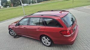 Red Mercedes-Benz E 350 2016 in Taurage, with an engine capacity of 3.00 L and mileage of 310 thousand km for 10450 €, photo 18 on AUTOMOTO.COM.LV