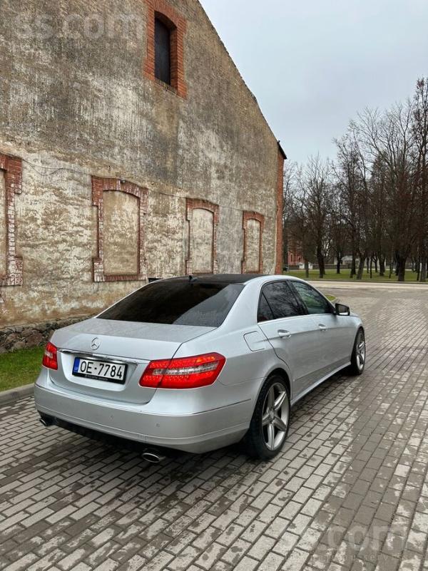 Mercedes-Benz E 350 2009 Ludza, ar dzinēja tilpumu 3.00 L un nobraukumu 366 tūkst. km par 9300 €, foto 3 vietnē AUTOMOTO.COM.LV