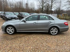 Mercedes-Benz E 350 2009 Kuldīga, ar dzinēja tilpumu 3.00 L un nobraukumu 292 tūkst. km par 7690 €, foto 6 vietnē AUTOMOTO.COM.LV