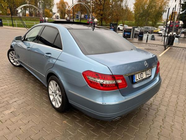 Mercedes-Benz E 350 2010 in Kaunas on AUTOMOTO.COM.LV Mercedes-Benz E 350 2010 in Kaunas, with an engine capacity of 3.00 L and mileage of 0 thousand km for 4450 €, photo 5 on AUTOMOTO.COM.LV