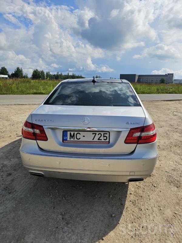 Mercedes-Benz E 350 2011 Rīga, ar dzinēja tilpumu 3.00 L un nobraukumu 257 tūkst. km par 9000 €, foto 2 vietnē AUTOMOTO.COM.LV