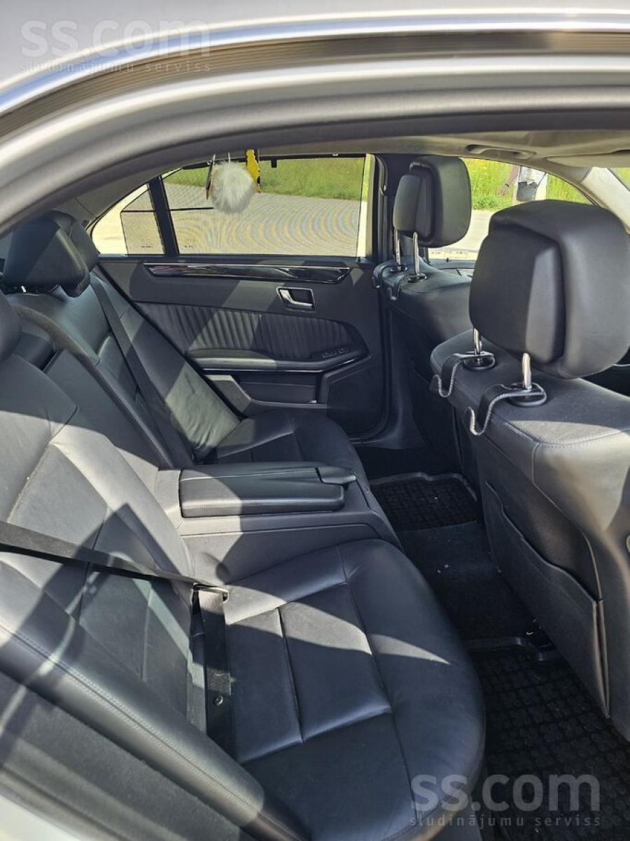 Mercedes-Benz E 350 2011 Rīga, ar dzinēja tilpumu 3.00 L un nobraukumu 257 tūkst. km par 9000 €, foto 6 vietnē AUTOMOTO.COM.LV