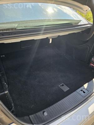 Mercedes-Benz E 350 2011 Rīga, ar dzinēja tilpumu 3.00 L un nobraukumu 257 tūkst. km par 9000 €, foto 12 vietnē AUTOMOTO.COM.LV