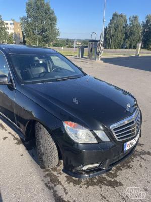 Mercedes-Benz E 350 2011 Alīta, ar dzinēja tilpumu 3.50 L un nobraukumu 253 tūkst. km par 8000 €, foto 3 vietnē AUTOMOTO.COM.LV