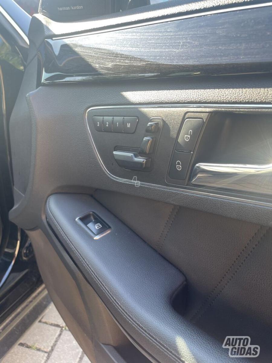 Mercedes-Benz E 350 2011 Alīta, ar dzinēja tilpumu 3.50 L un nobraukumu 253 tūkst. km par 8000 €, foto 24 vietnē AUTOMOTO.COM.LV