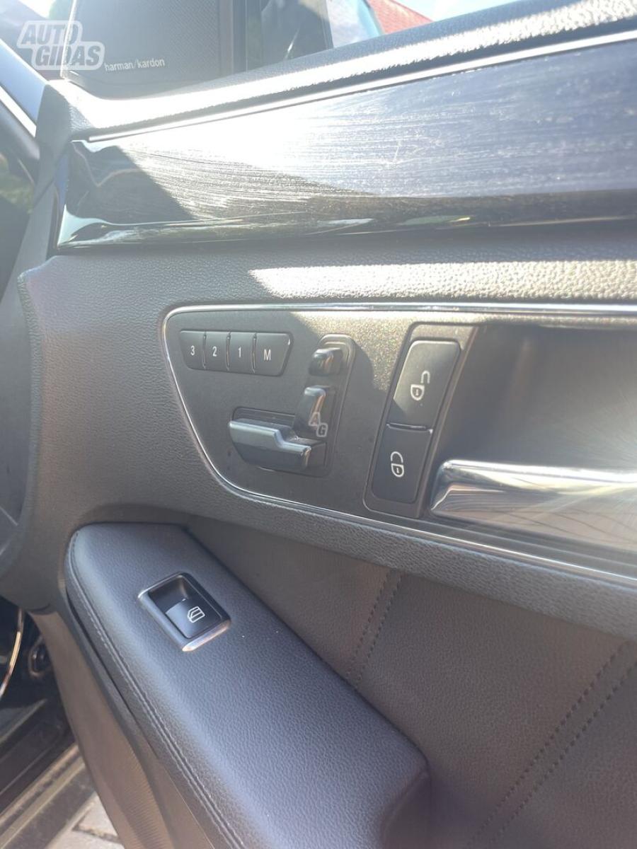 Mercedes-Benz E 350 2011 Alīta, ar dzinēja tilpumu 3.50 L un nobraukumu 253 tūkst. km par 8000 €, foto 25 vietnē AUTOMOTO.COM.LV