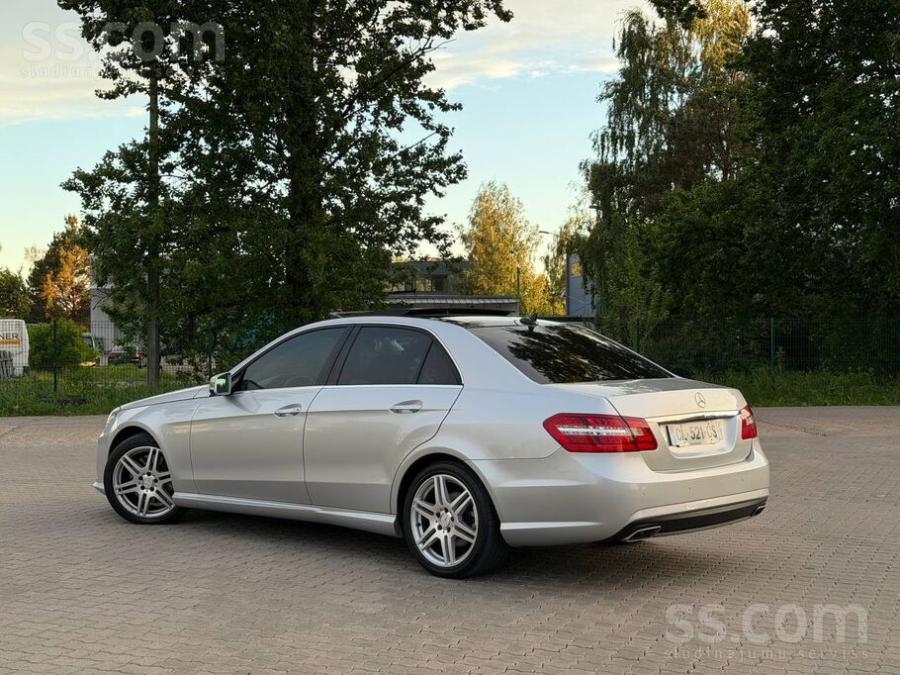 Mercedes-Benz E 350 2012 in Riga, with an engine capacity of 3.00 L and mileage of 0 thousand km for 9900 €, photo 5 on AUTOMOTO.COM.LV
