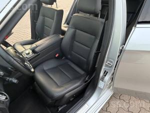 Mercedes-Benz E 350 2012 in Riga, with an engine capacity of 3.00 L and mileage of 0 thousand km for 9900 €, photo 19 on AUTOMOTO.COM.LV