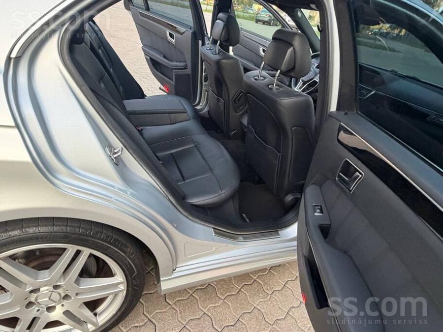 Mercedes-Benz E 350 2012 in Riga, with an engine capacity of 3.00 L and mileage of 0 thousand km for 9900 €, photo 24 on AUTOMOTO.COM.LV