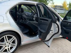 Mercedes-Benz E 350 2012 in Riga, with an engine capacity of 3.00 L and mileage of 0 thousand km for 9900 €, photo 25 on AUTOMOTO.COM.LV