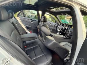 Mercedes-Benz E 350 2012 in Riga, with an engine capacity of 3.00 L and mileage of 0 thousand km for 9900 €, photo 28 on AUTOMOTO.COM.LV