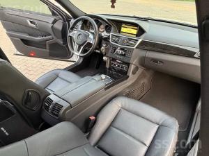Mercedes-Benz E 350 2012 in Riga, with an engine capacity of 3.00 L and mileage of 0 thousand km for 9900 €, photo 29 on AUTOMOTO.COM.LV